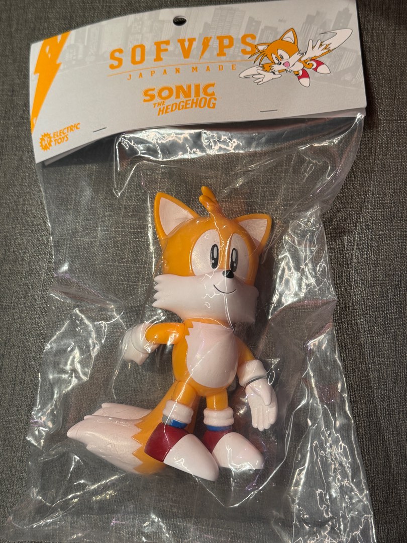 特價全新 Electric Toys Sofvips Sonic 超音鼠 雙尾狐 搪膠公仔 PDS, 興趣及遊戲, 玩具 & 遊戲類 - Carousell