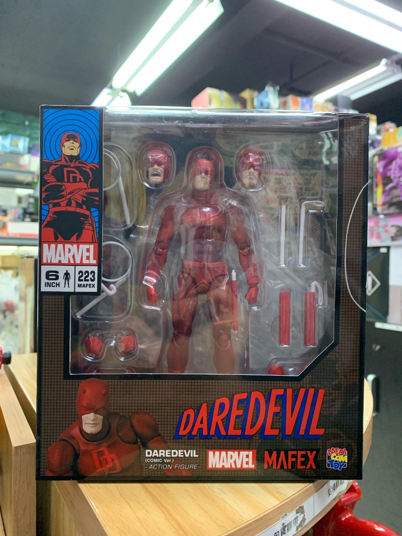 全新 Medicom Toy Mafex No.223 Daredevil Comic Ver Marvel 夜魔俠, 興趣及遊戲, 玩具 & 遊戲類 - Carousell