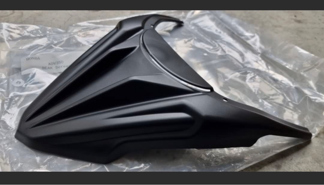 ADV 350 beak, Motorcycles, Motorcycle Accessories on Carousell