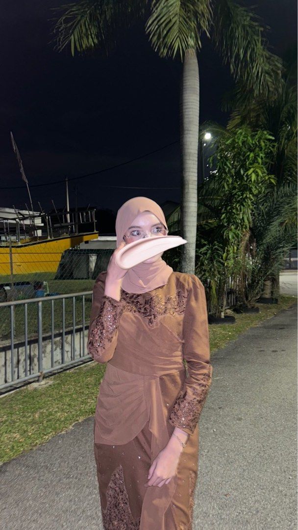 Baju Kurung Thanisha, Women's Fashion, Muslimah Fashion, Baju Kurung & sets on Carousell