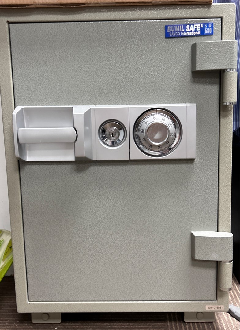 BUMIL model SD680 Safe Box, Furniture & Home Living, Security & Locks ...