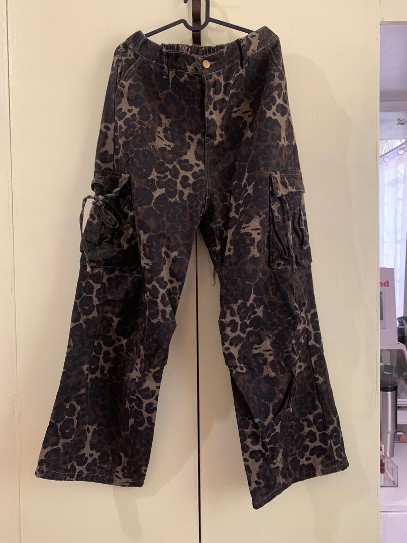 Dark Brown Leopard Print Cargo Pants, Women's Fashion, Bottoms, Other ...