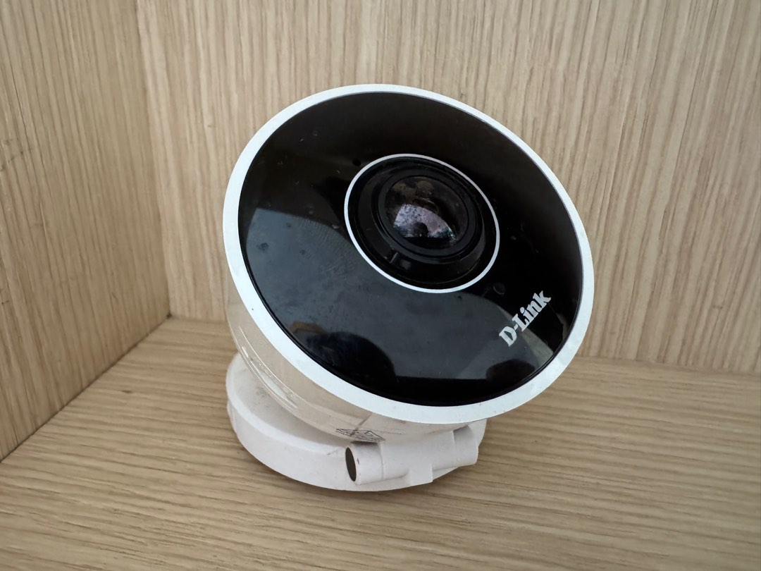 D-Link DCS-8100LH HD Wireless 180-Degree Camera, Furniture & Home ...