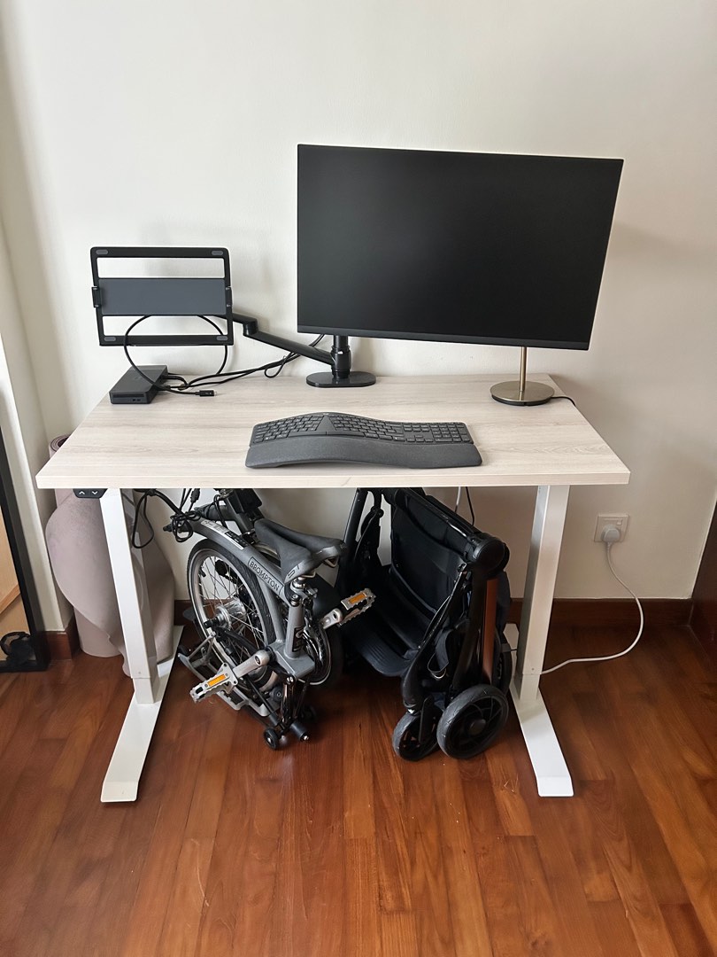 Automatic Standing Desk, Furniture & Home Living, Furniture, Tables ...