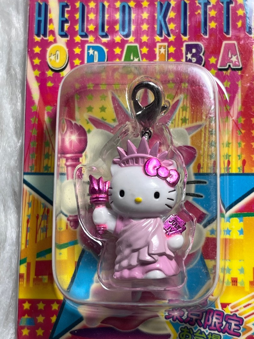 Hello Kitty Sanrio Statue of Liberty Gotochi Zipper Pull, Hobbies ...