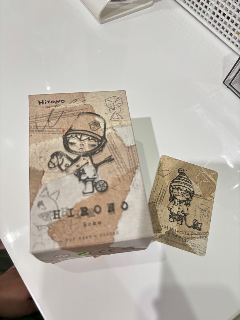 Hirono Echo Series Figure (Daydreaming) PopMart, Barang Yang Dicari di ...