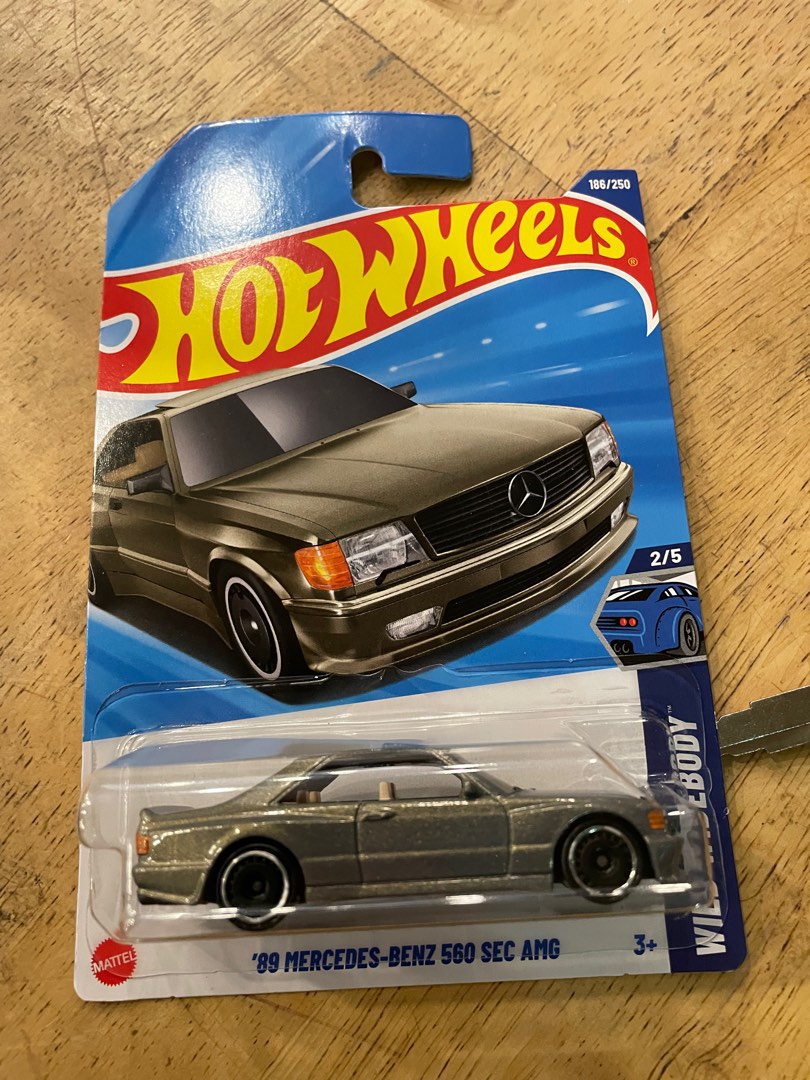 Hotwheels '89 MERCEDES-BENZ 560 SEC AMC, Hobbies & Toys, Toys & Games ...