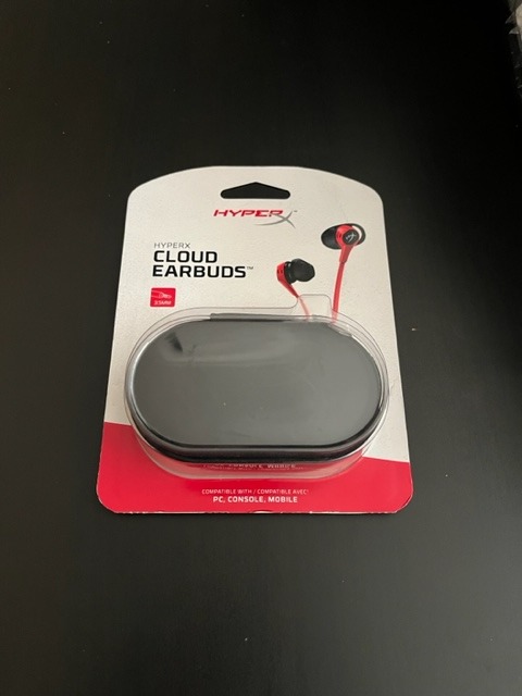 HYPERX Gaming Headphones with Mic, 3mm headphone jack usage. 3 ear tip ...