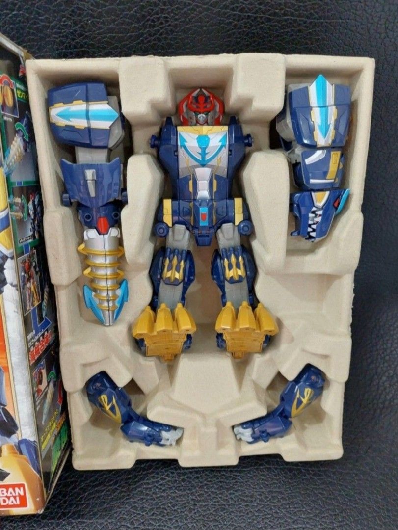 Kaizoku Sentai Gokaiger DX GoZyuJin BANDAI Zord Power Rangers T-Rex ...
