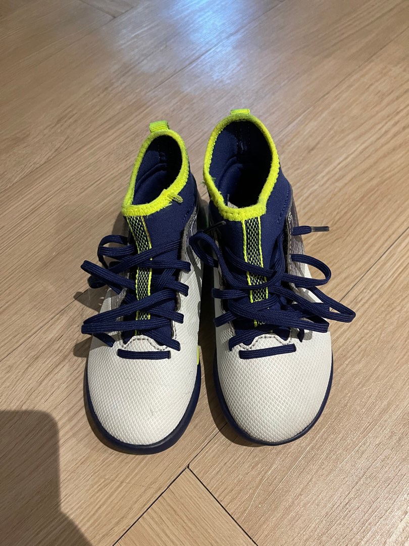 Kipsta soccer cleats, Babies & Kids, Babies & Kids Fashion on Carousell