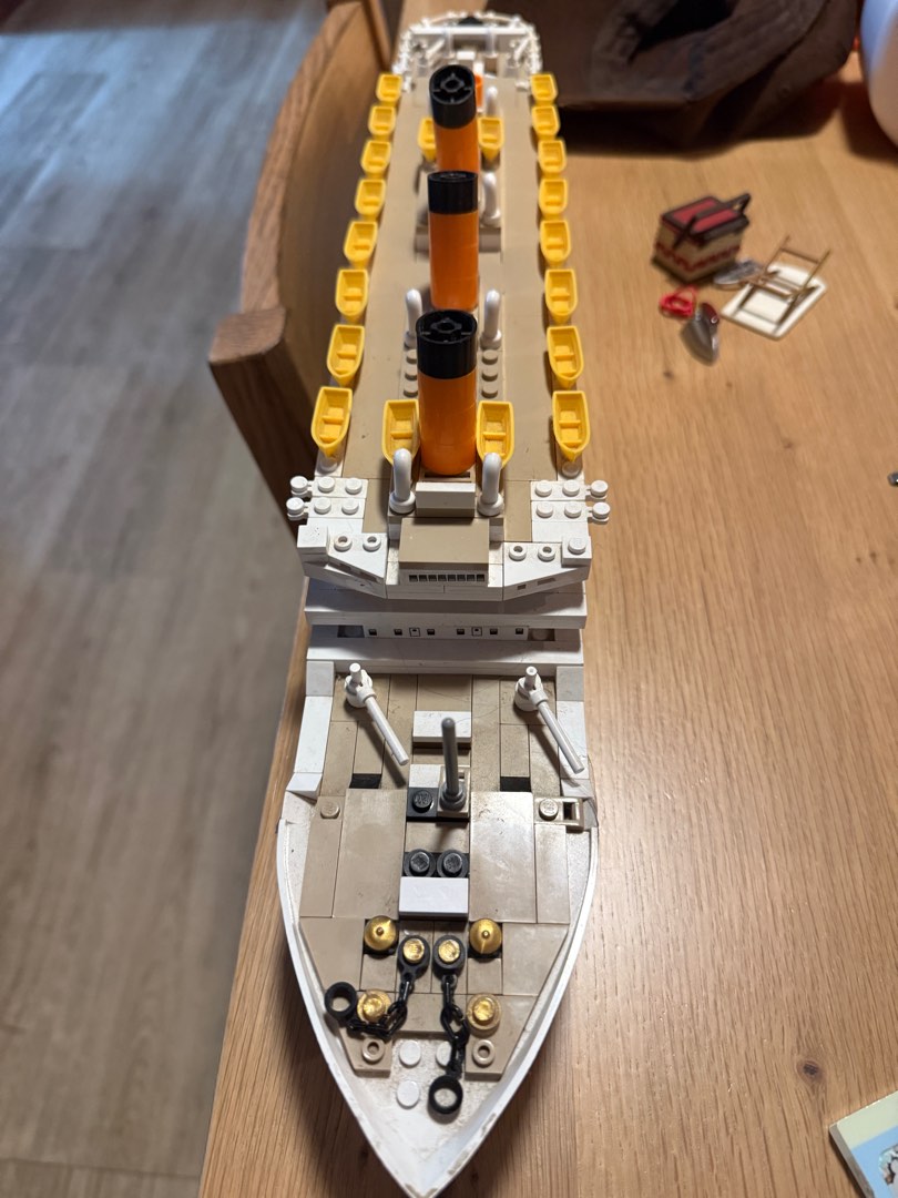 Cobi brick titanic ship, Hobbies & Toys, Toys & Games on Carousell