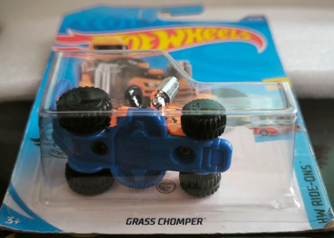 New Grass Chomper Track Stars HW Ride Ons Treasure Hunt TH Hot Wheels ...