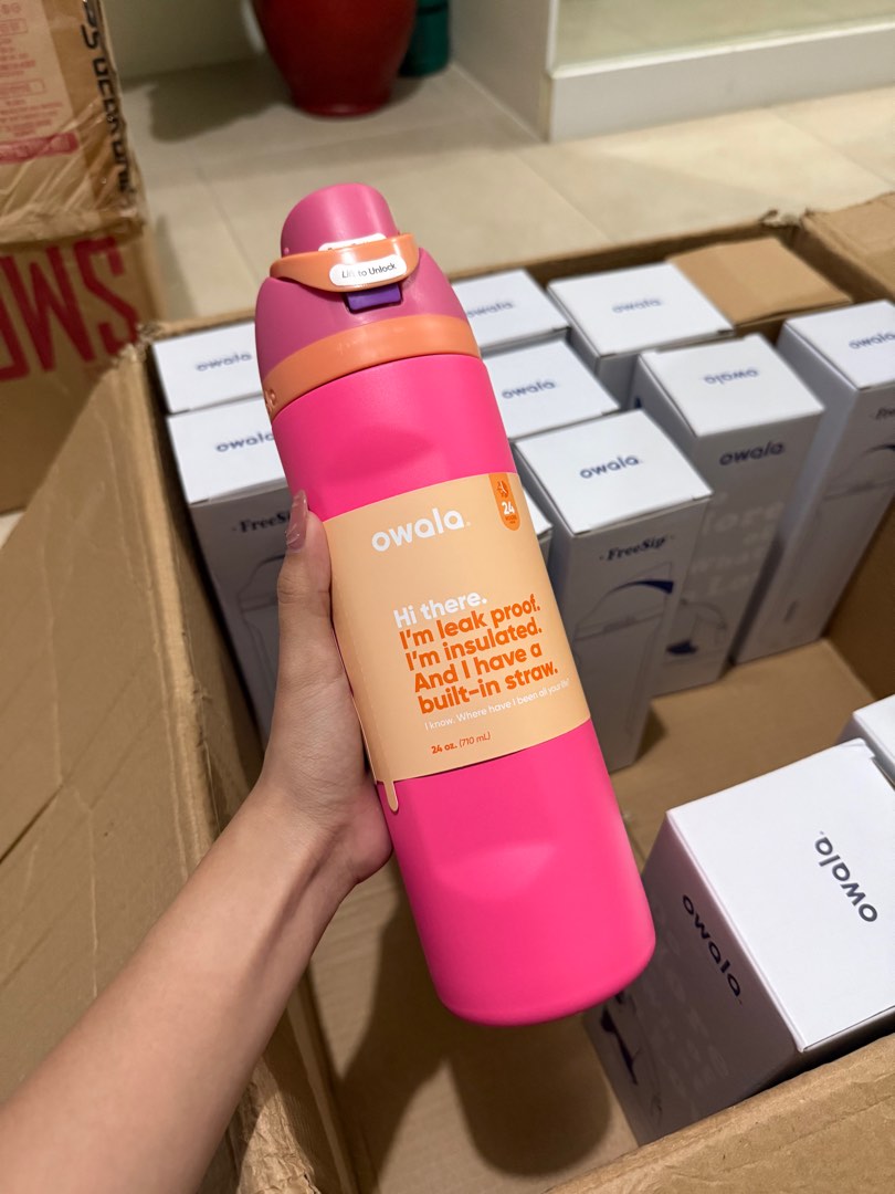 Owala FreeSip Hyper Flamingo 24oz, Furniture & Home Living, Kitchenware ...