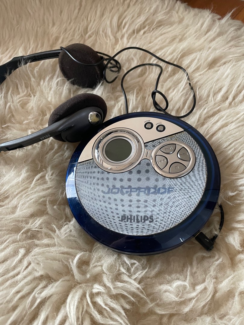 Philips Portable CD Player, Audio, Portable Music Players on Carousell