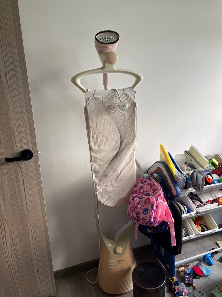 Philips standing iron / steamer, TV & Home Appliances, Irons & Steamers ...