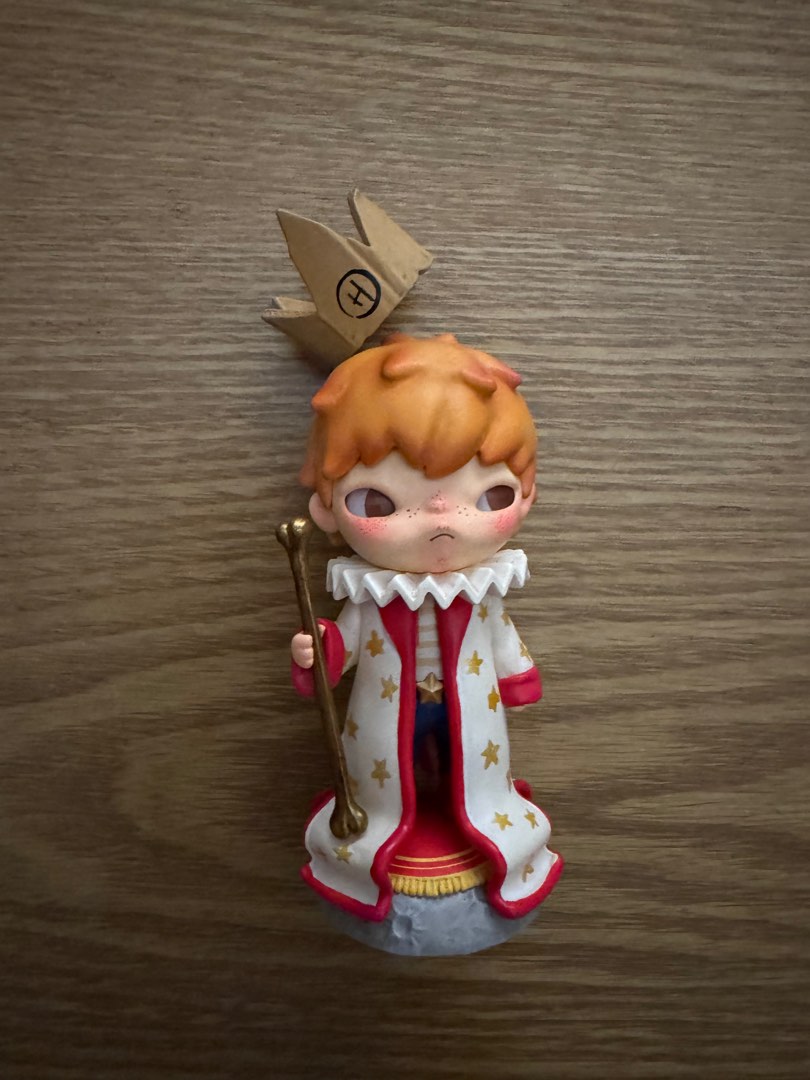 Popmart Hirono - The King, Hobbies & Toys, Toys & Games on Carousell