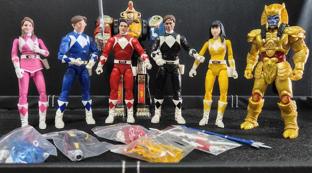 Power ranger lightning collection Hasbro mmpr || red black blue yellow ...