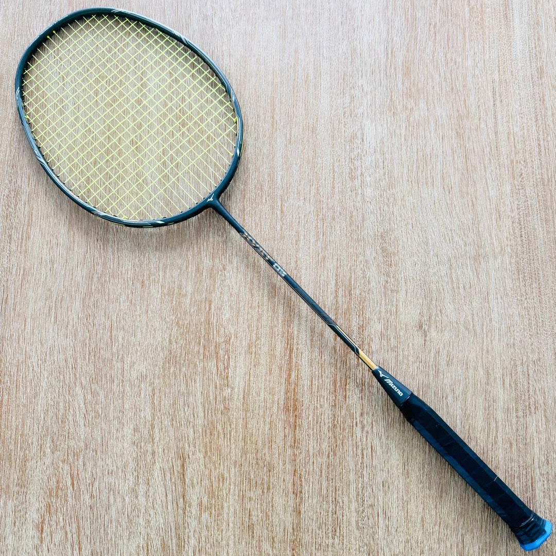 Pristine Condition Mizuno XYST 03 Made in Taiwan 4UG5 4U G5 Badminton ...