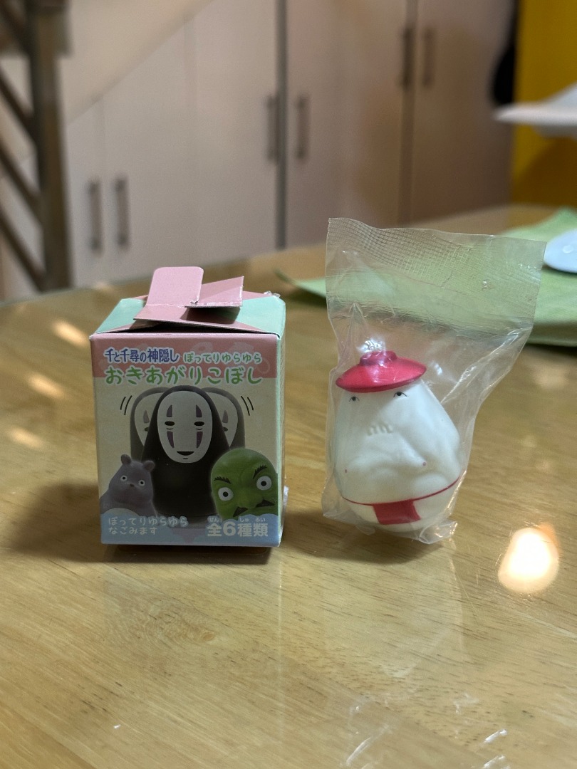 Studio Ghibli (Spirited Away): Potteri-yurayura Okiagari-koboshi - Self-righting Doll, Hobbies ...