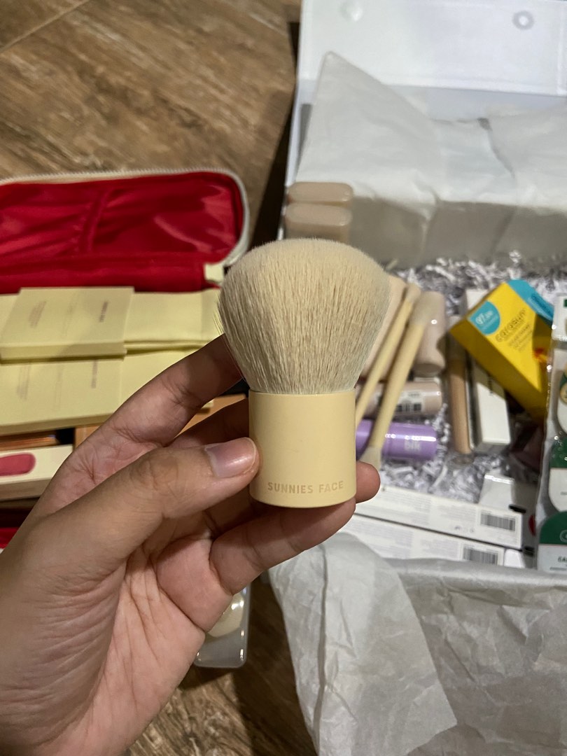 Sunnies Face Buffing Brush, Beauty & Personal Care, Face, Makeup on ...
