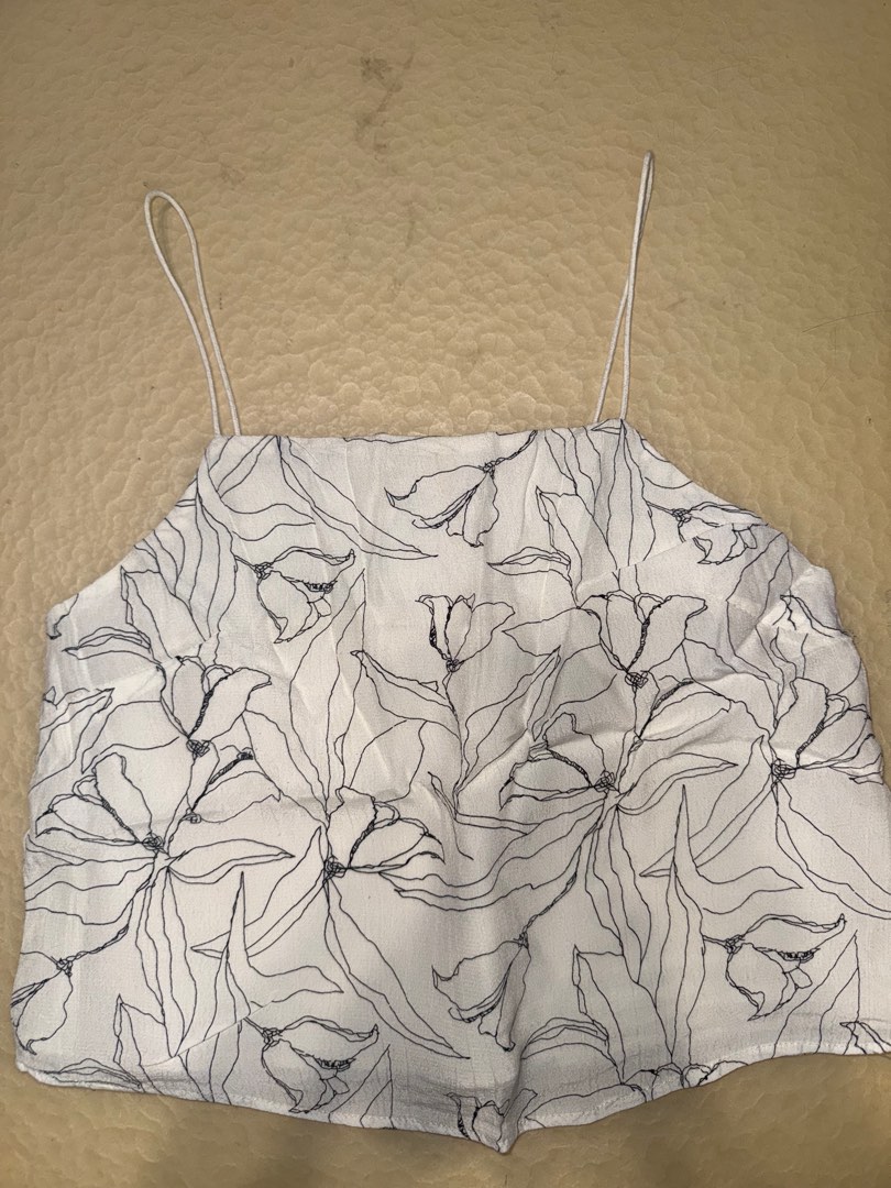 TEM floral spag top, Women's Fashion, Tops, Sleeveless on Carousell