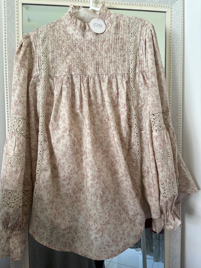 Zora Designers Solange Kurung Rose, Women's Fashion, Dresses & Sets ...