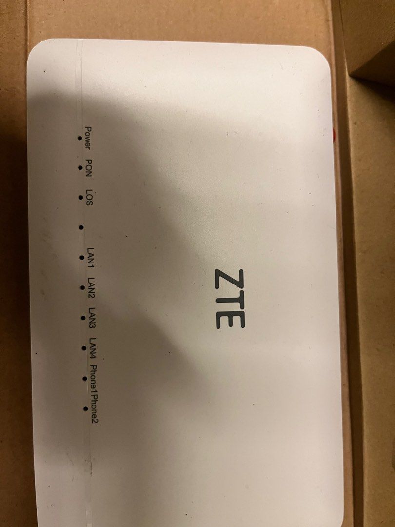 Zte ZXHN f620 router and Huawei LG8245X6 for sale (Maxis unit ...