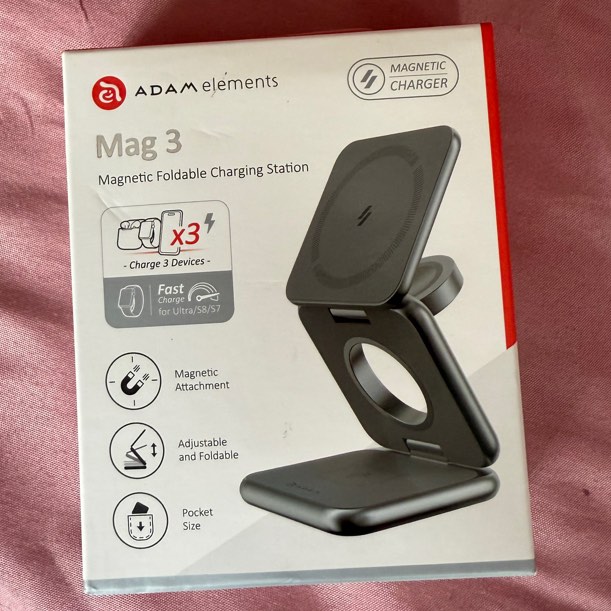 Adam elements Mag 3 Magnetic 3-in-1 Foldable Travel Charging Station ...
