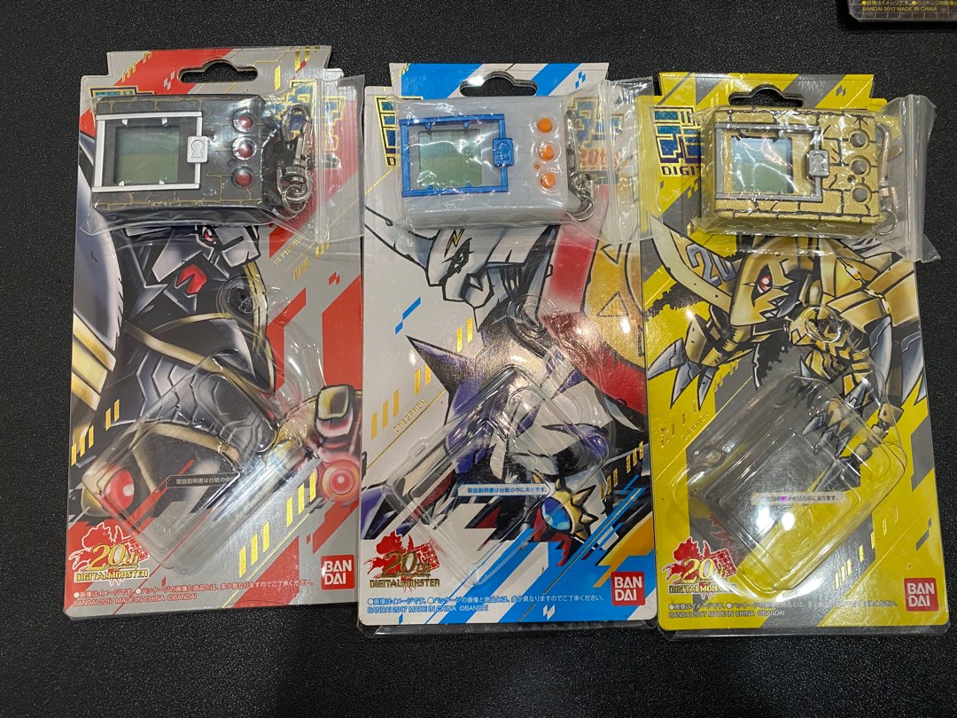 Digimon Battle Device 20th Anniversary 2nd gen (Well Used), Hobbies ...