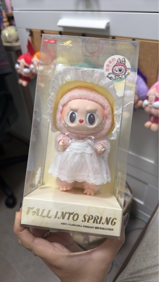 FALL INTO SPRING MOKOKO 吊卡, 興趣及遊戲, 玩具 & 遊戲類 - Carousell