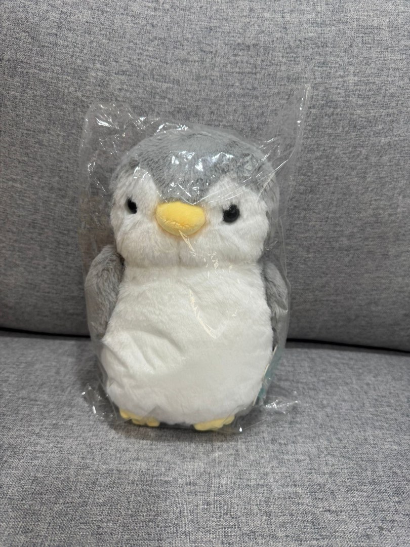 Fun claw Penguin, Hobbies & Toys, Toys & Games on Carousell