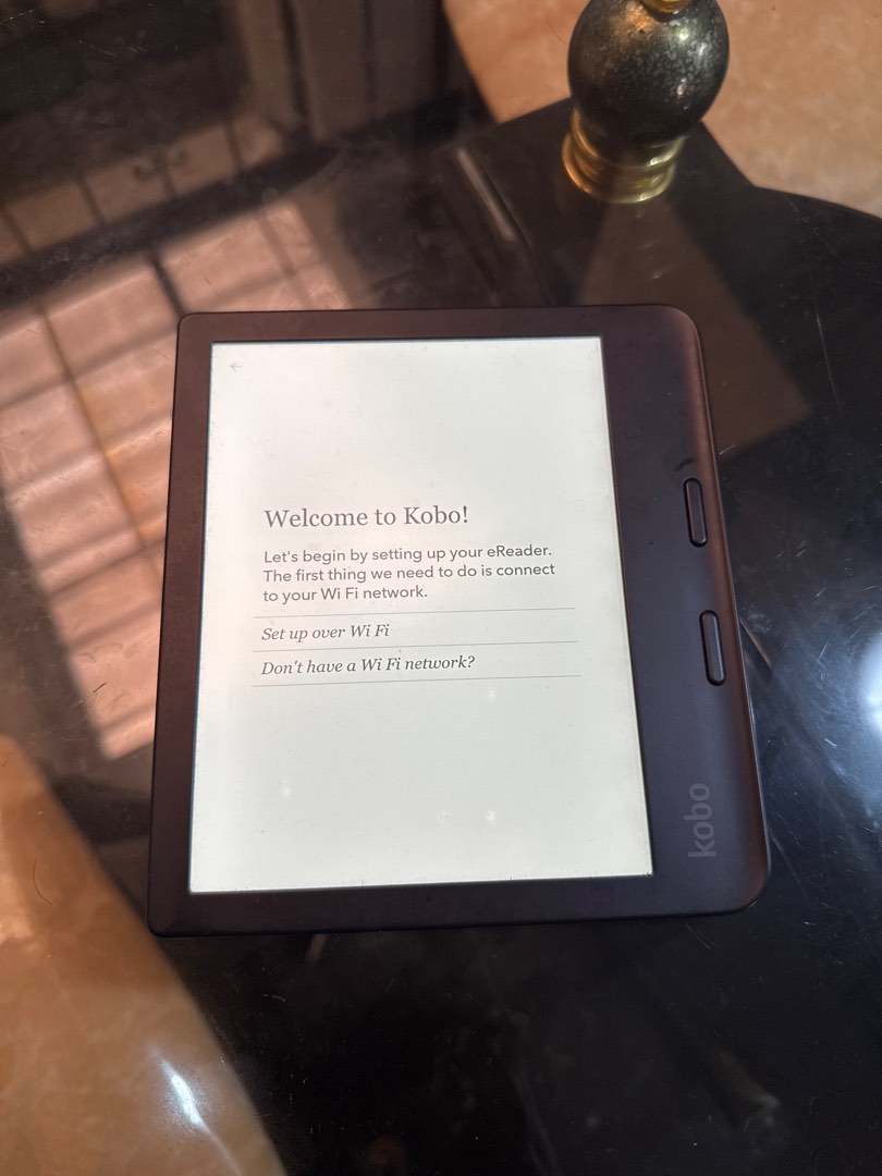 Kobo libra 2 E-reader, Mobile Phones & Gadgets, E-Readers on Carousell