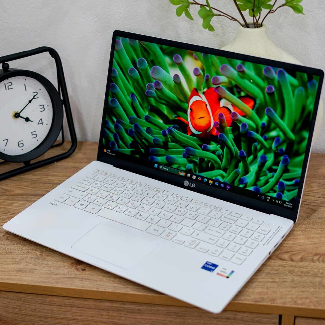 LAPTOP LG GRAM 17 - Besar tapi Ringan!, Computers & Tech, Laptops ...