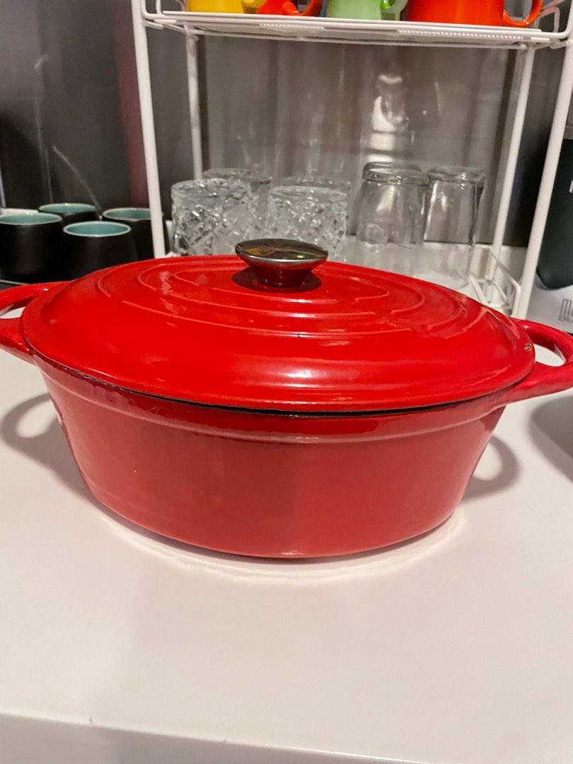 Linea cast iron cookware and 6 white bowls and 4 square bowls ...