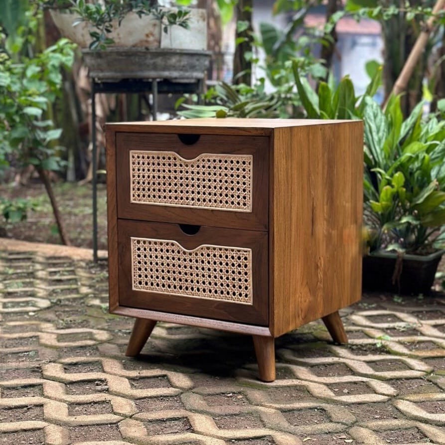 Meja Nakas Modern Minimalis, Properti, Dijual di Carousell