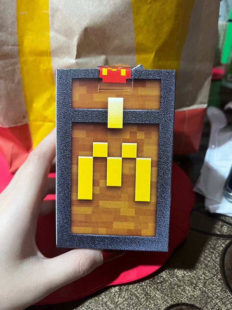 Minecraft mcdo blind box potion, Hobbies & Toys, Memorabilia ...