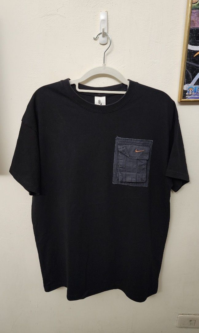 NIKE x TRAVIS SCOTT NRG tee * LARGE, 他的時尚, 上衣與西裝, T恤、Polo衫在旋轉拍賣