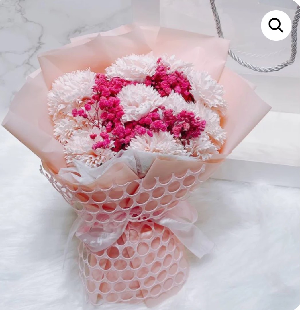 Pink flower bouquet, Hobbies & Toys, Stationery & Craft, Flowers ...