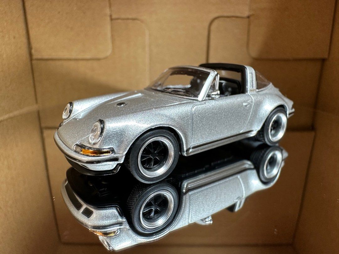 Pop Race Porsche 911 (964) Singer Targa 1/64 diecast tags Hotwheels ...