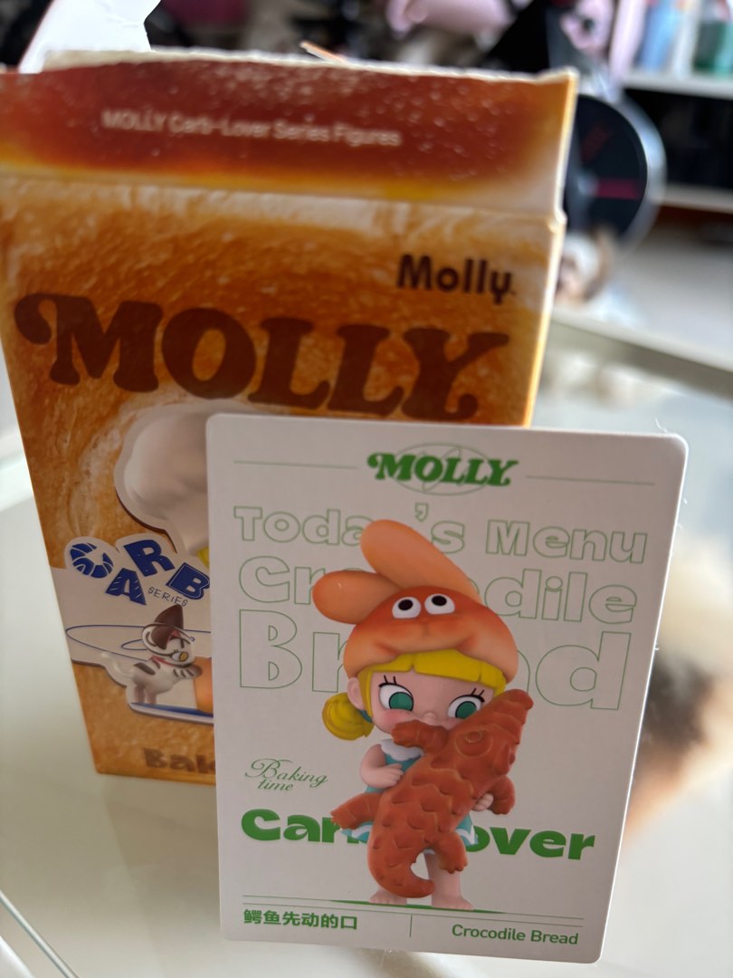 Popmart Baking Time Molly Crocodile Bread, Hobbies & Toys, Memorabilia ...