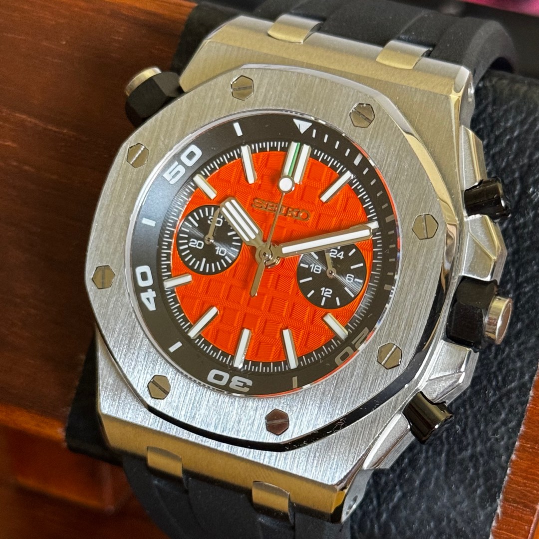 Seiko Oak Diver Red Volcano VK64 Chronograph, Fesyen Pria, Jam Tangan ...