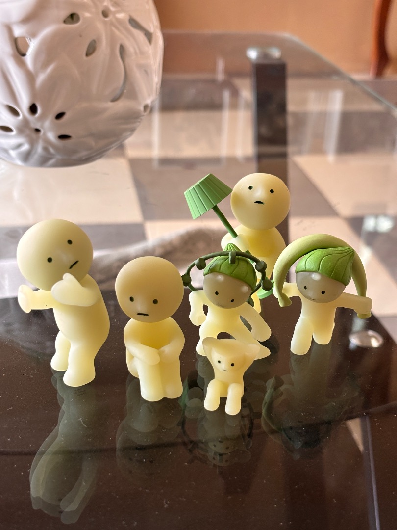 Smiski Hugging Knees Fujin Raijin Decorating Hiding, Hobbies & Toys ...