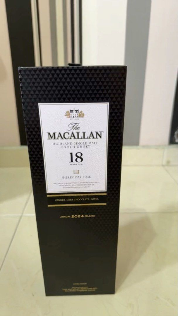 The Macallan 18 Years Old Sherry Oak Cask, Food & Drinks, Alcoholic ...