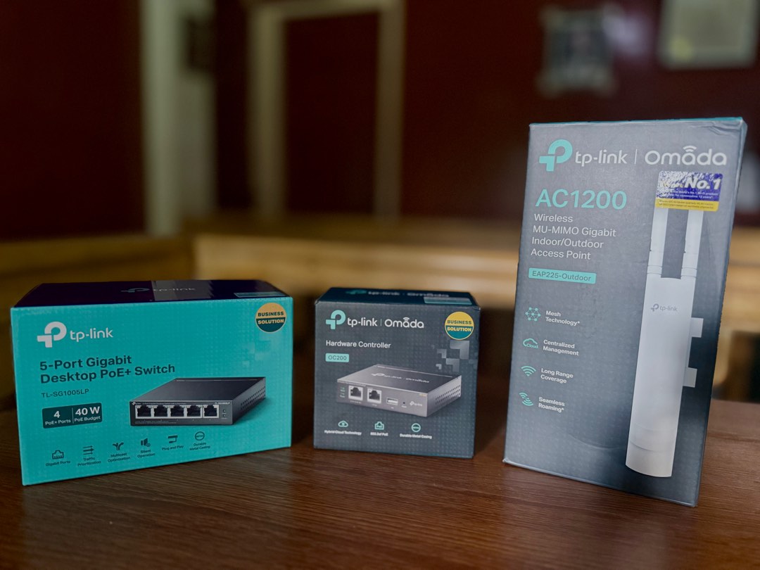 TP Link wifi hotspot omada, Computers & Tech, Parts & Accessories, Networking on Carousell