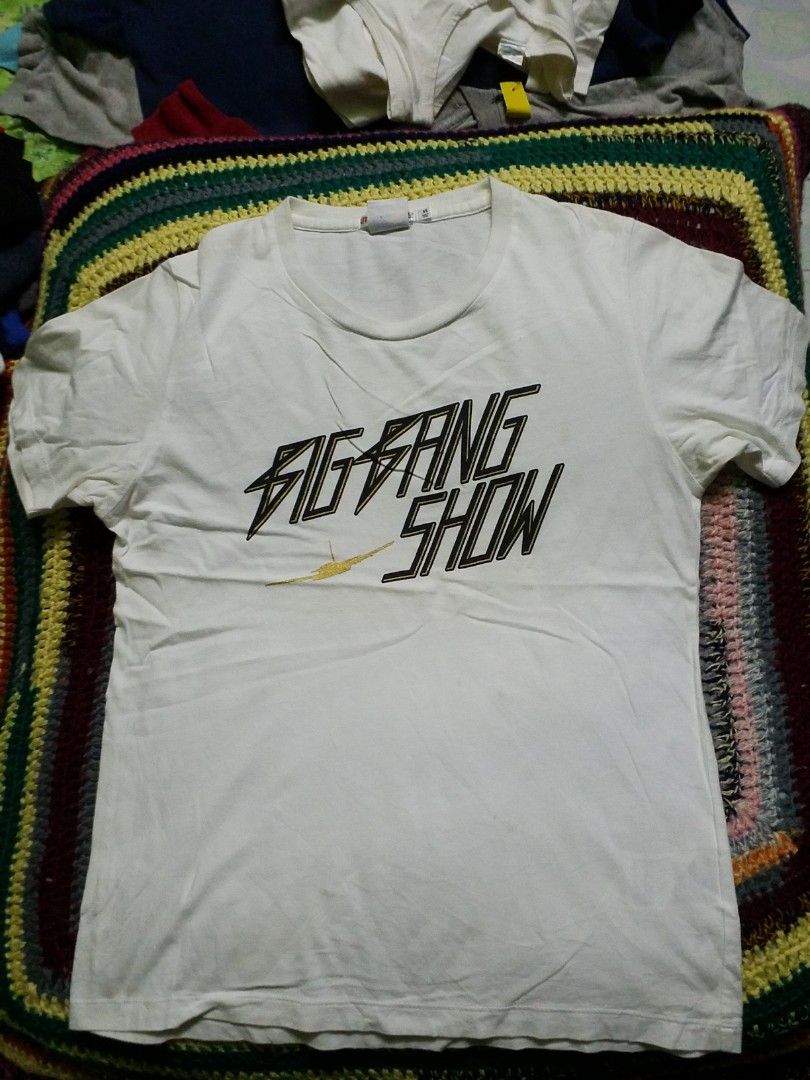 UNIQLO BIG BANG SHOW, Men's Fashion, Tops & Sets, Tshirts & Polo Shirts ...