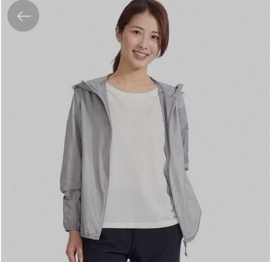 Uniqlo Pocketable Jacket (not Airism), Fesyen Wanita, Pakaian Wanita ...