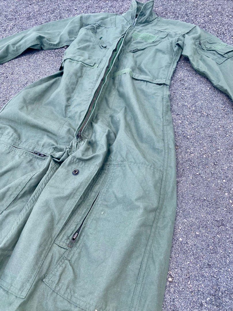 vtg OG ARMY coverall, Men's Fashion, Coats, Jackets and Outerwear on ...