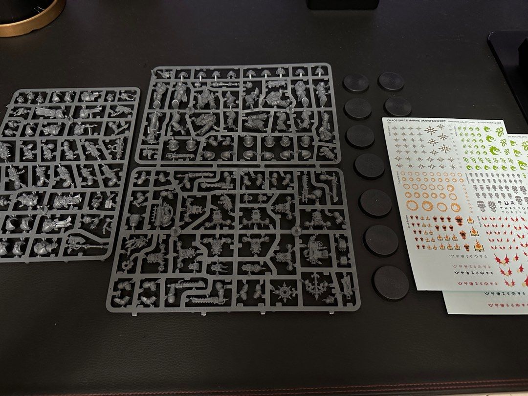 Warhammer 40K Chaos Space Marines CSM Legionaries, Hobbies & Toys, Toys ...