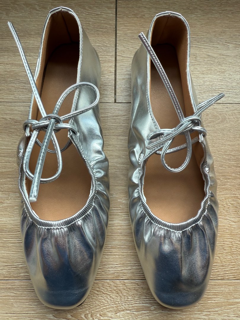 WOMEN METALLIC BALLERINA, Women's Fashion, Footwear, Flats on Carousell