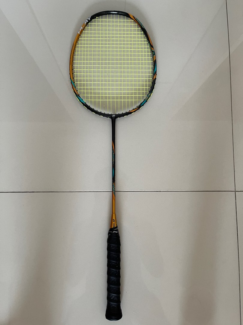 Yonex Astrox 88D Play, Sports Equipment, Sports & Games, Racket & Ball ...